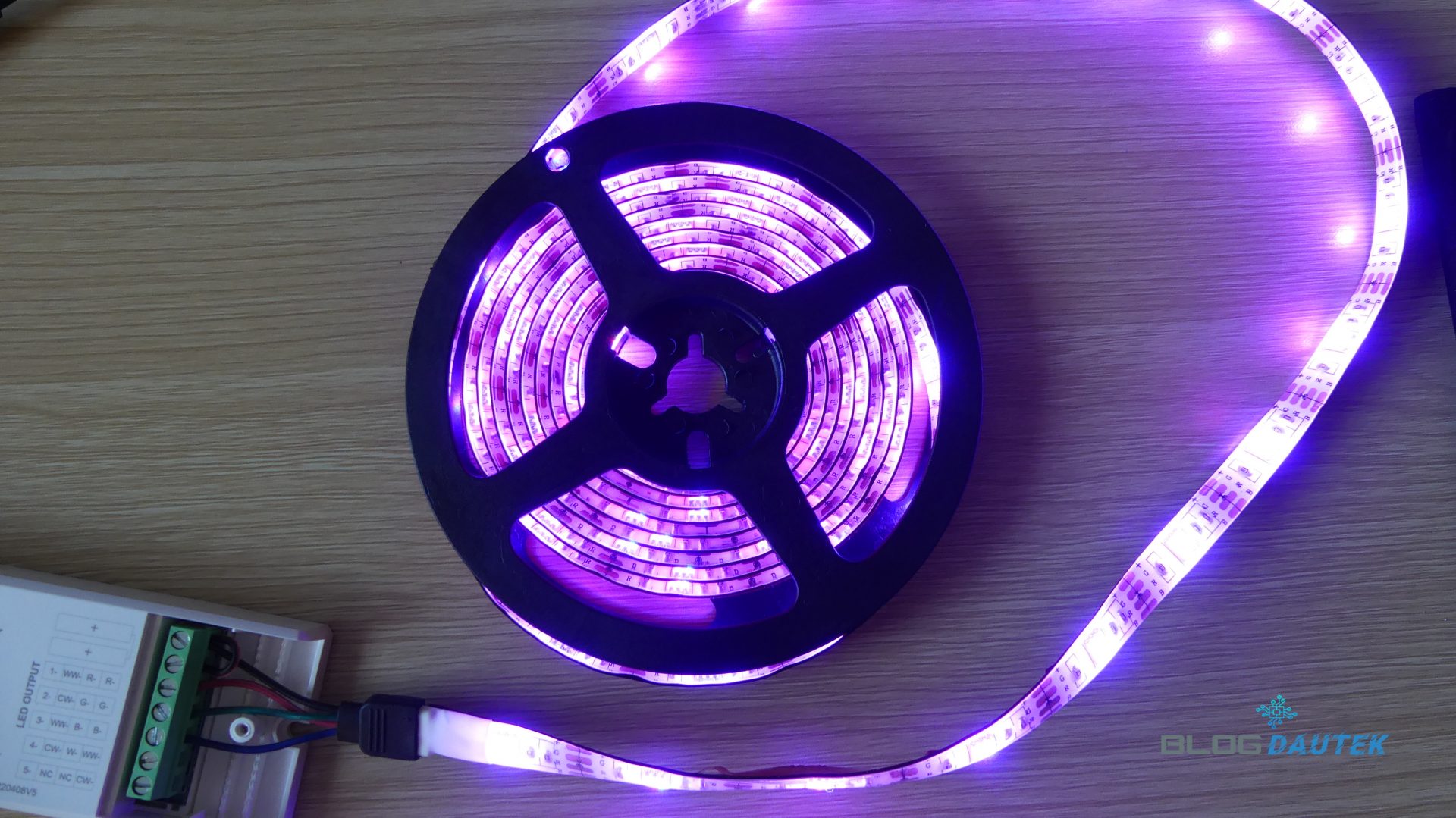 Test du contrôleur Led Sunricher - Blog Dautek